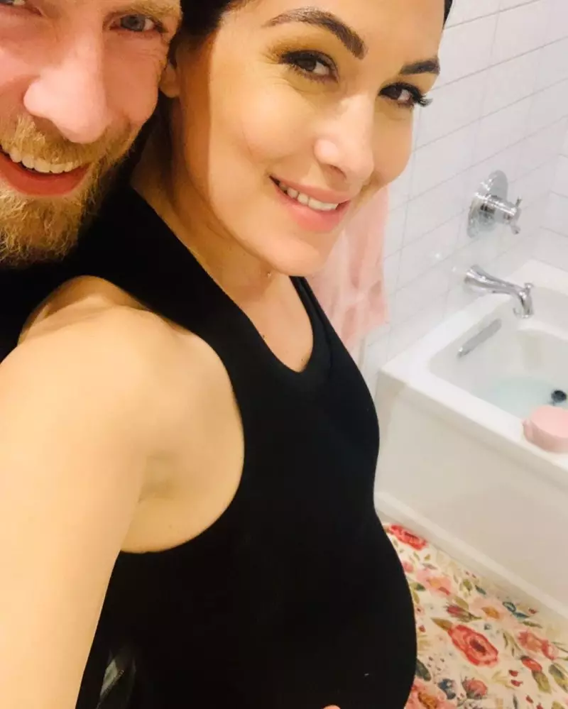 Brie Bella eta Daniel Bryanren unerik politenak 11