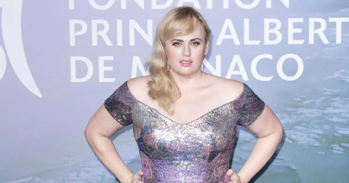 Diet Rebel Wilson ing tengah-tengah mundhut bobot minangka 'keseimbangan sing sehat'