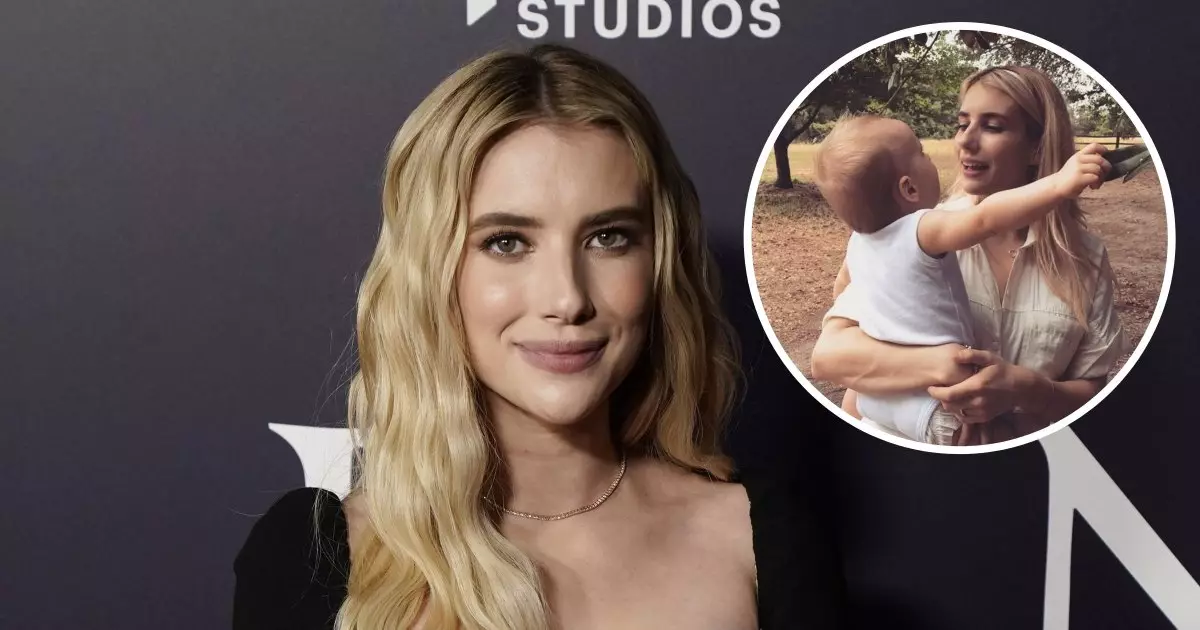 Emma Roberts og Garrett Hedlunds sønn Rhodes: Fotoalbum