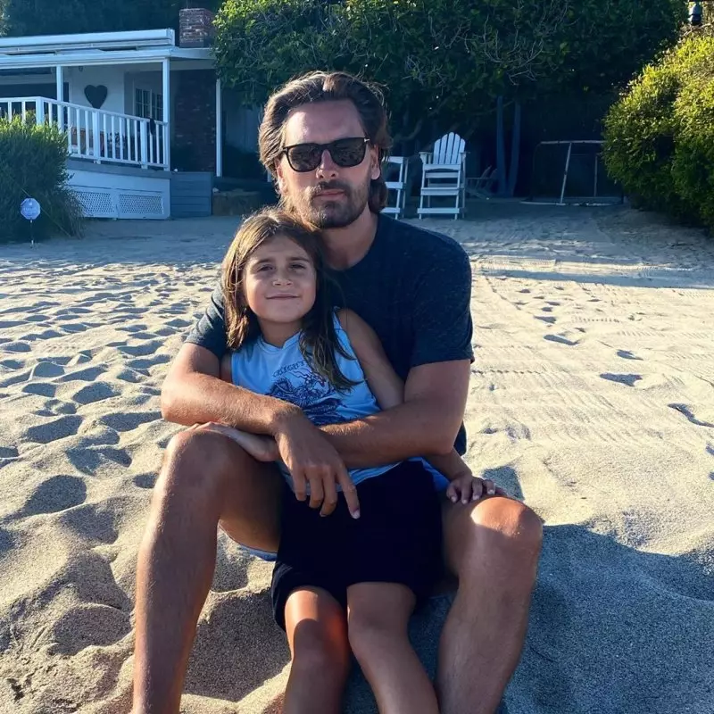 scott-disick-penelope-beach