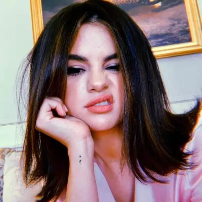 Selena Qomez