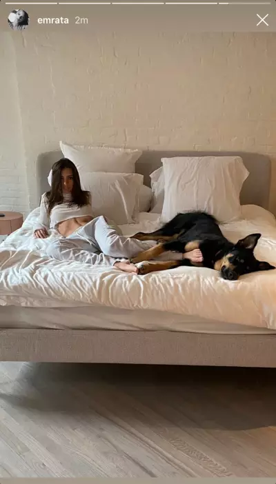 emily-ratajkowski-sebastian-colombo-morgen-in