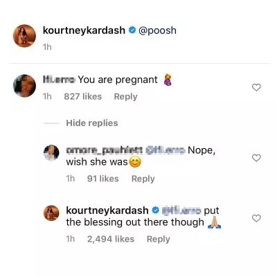 Kourtney Kardashian biður aðdáendur um „blessun“ eftir að hafa neitað að hún sé ólétt