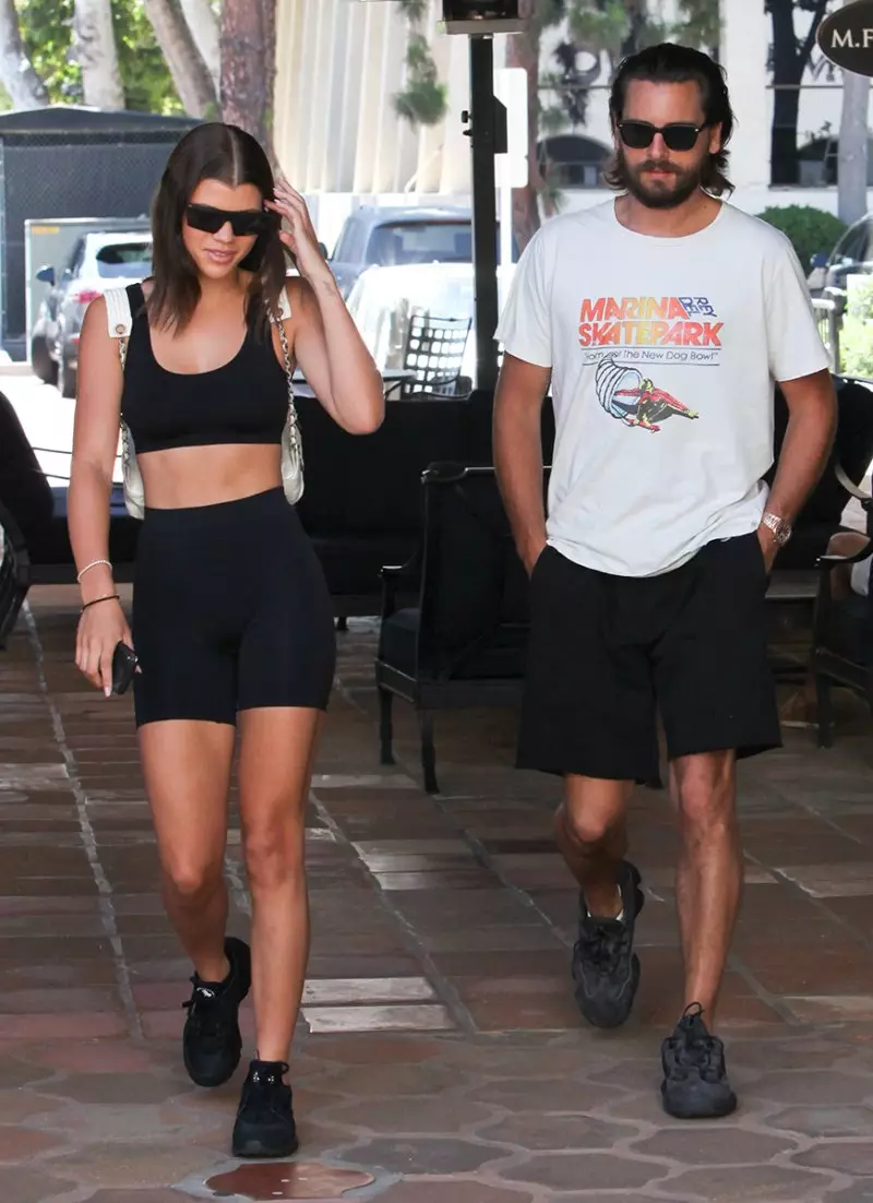 Scott Disick Ndi Sofia Richie Ubale Wanthawi Yanthawi