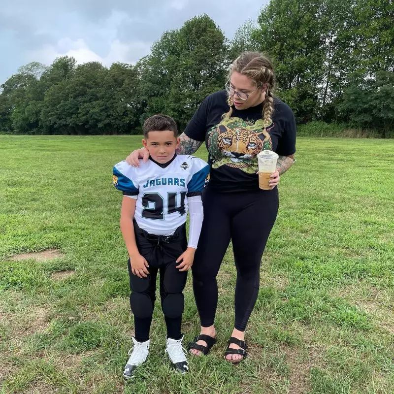 Teen Mom 2 Fetu Kailyn Lowrys Ata Suiga o le Pa'u o le Weight I le Aluga o Tausaga