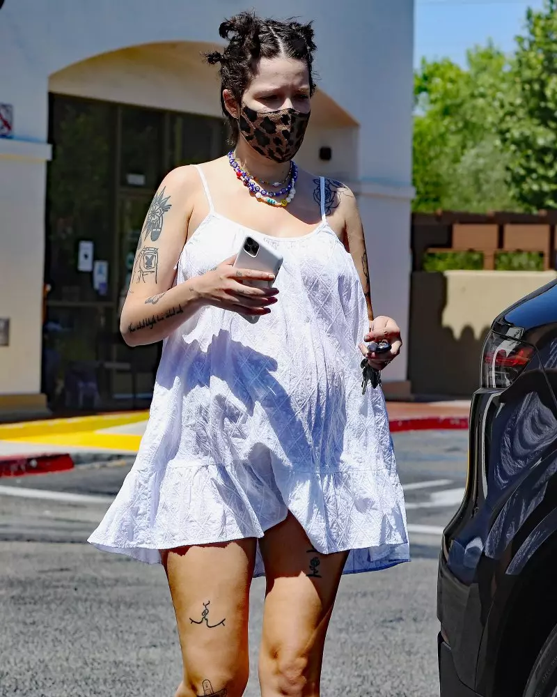 halsey-ferlovingsring-geroften-baby-bump