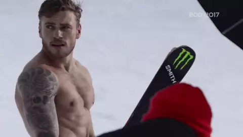 Gus kenworthy cơ thể