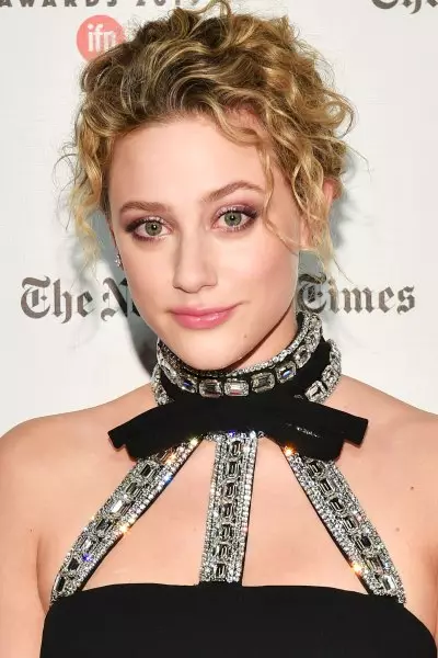 Lili Reinhart Bloodshot Eyes Gotham mukofotlari