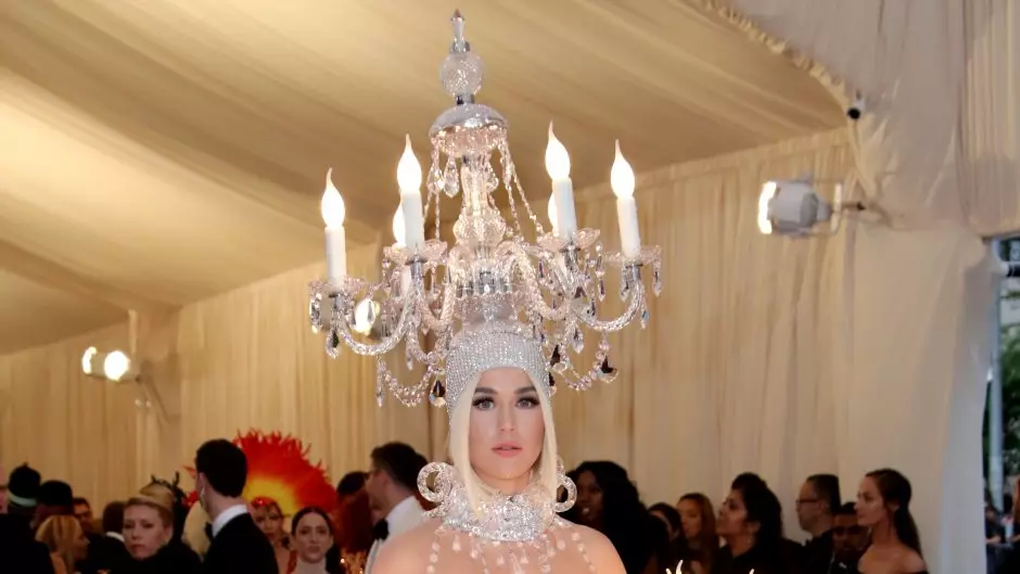 Keitija Perija atklāj, ka maina 2022. gada Met Gala Look virzienu: “Es zinu, ko cilvēki vēlas”