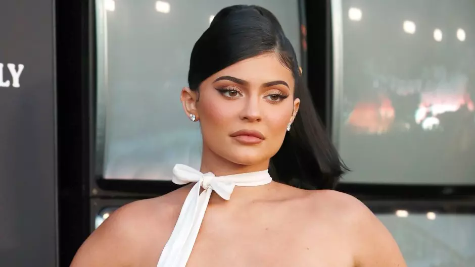 Produk Kylie Swim Kylie Jenner dibanting kusabab 'dahsyat'