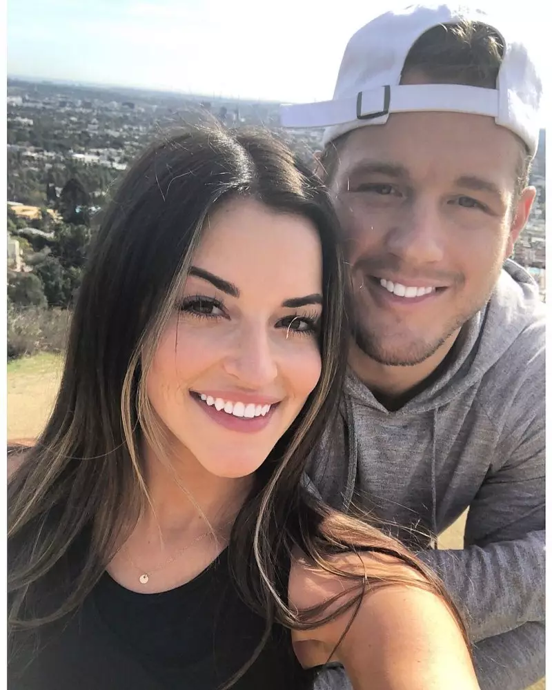 Colton Underwood neska-lagun ohia