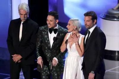 Nyenyezi idabadwa Mphotho za 25th Year Actors Guild: Sam Elliot, Anthony Ramos, Lady Gaga, ndi Bradley Cooper.