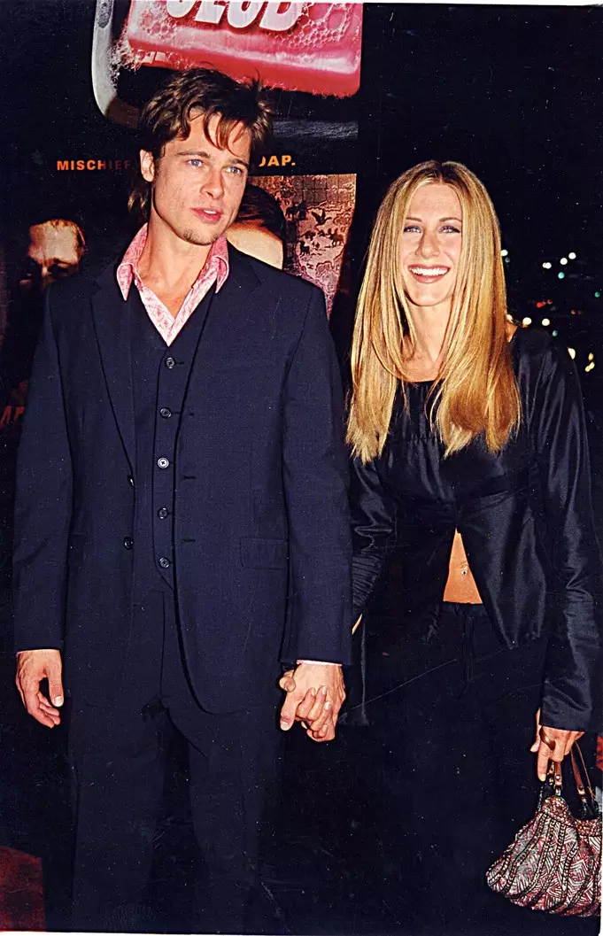 Brad pitt jen aniston throwback 8