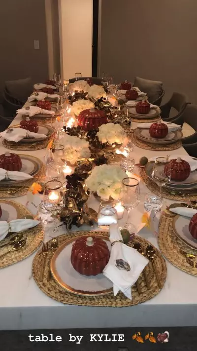 Kylie Jenner Friendsgiving Table