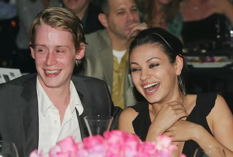 Macauley culkin mila kunis 2