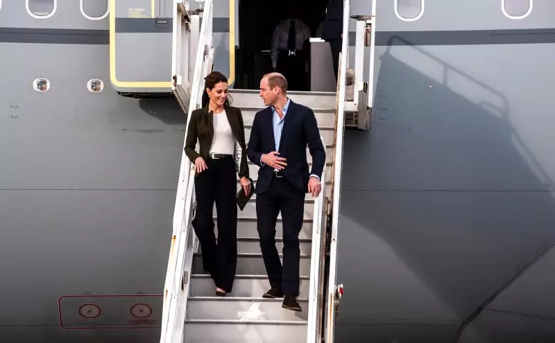 Kate Middleton Il-Prinċep William ħierġa minn ajruplan