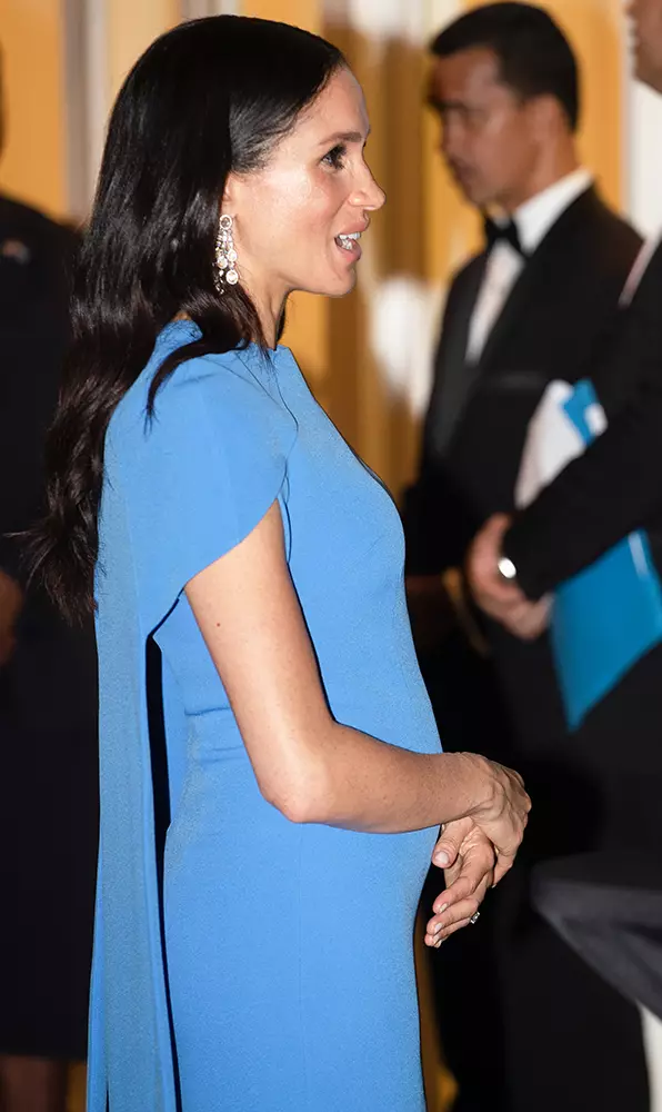 Barriguinha de bebê Meghan Markle