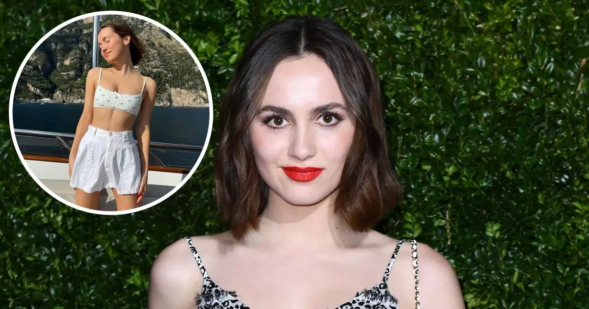 Maude Apatow Ata Bikini: Ata Swimsuit sili ona manaia