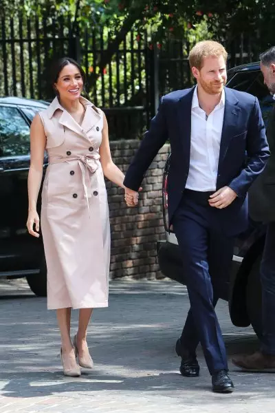 တော်ဝင်ခရီးစဉ်အတွင်း Meghan Markle နှင့် Prince Harry