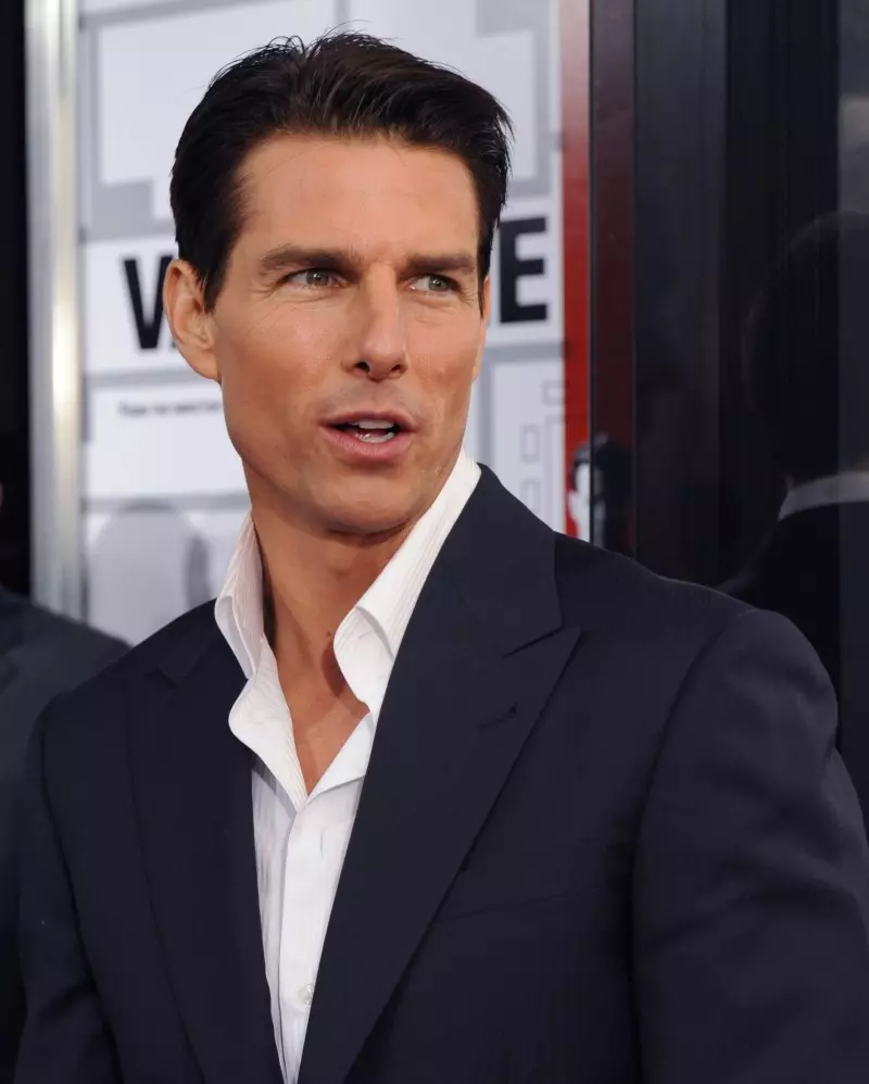 Adunay Plastic Surgery si Tom Cruise