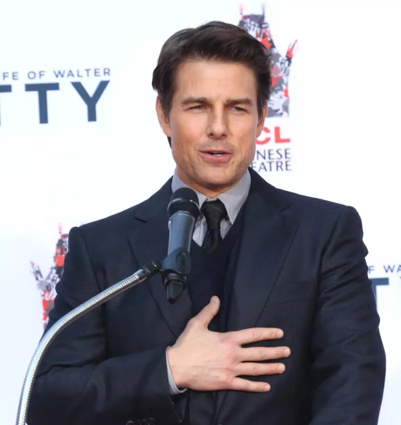 May Plastic Surgery ba si Tom Cruise