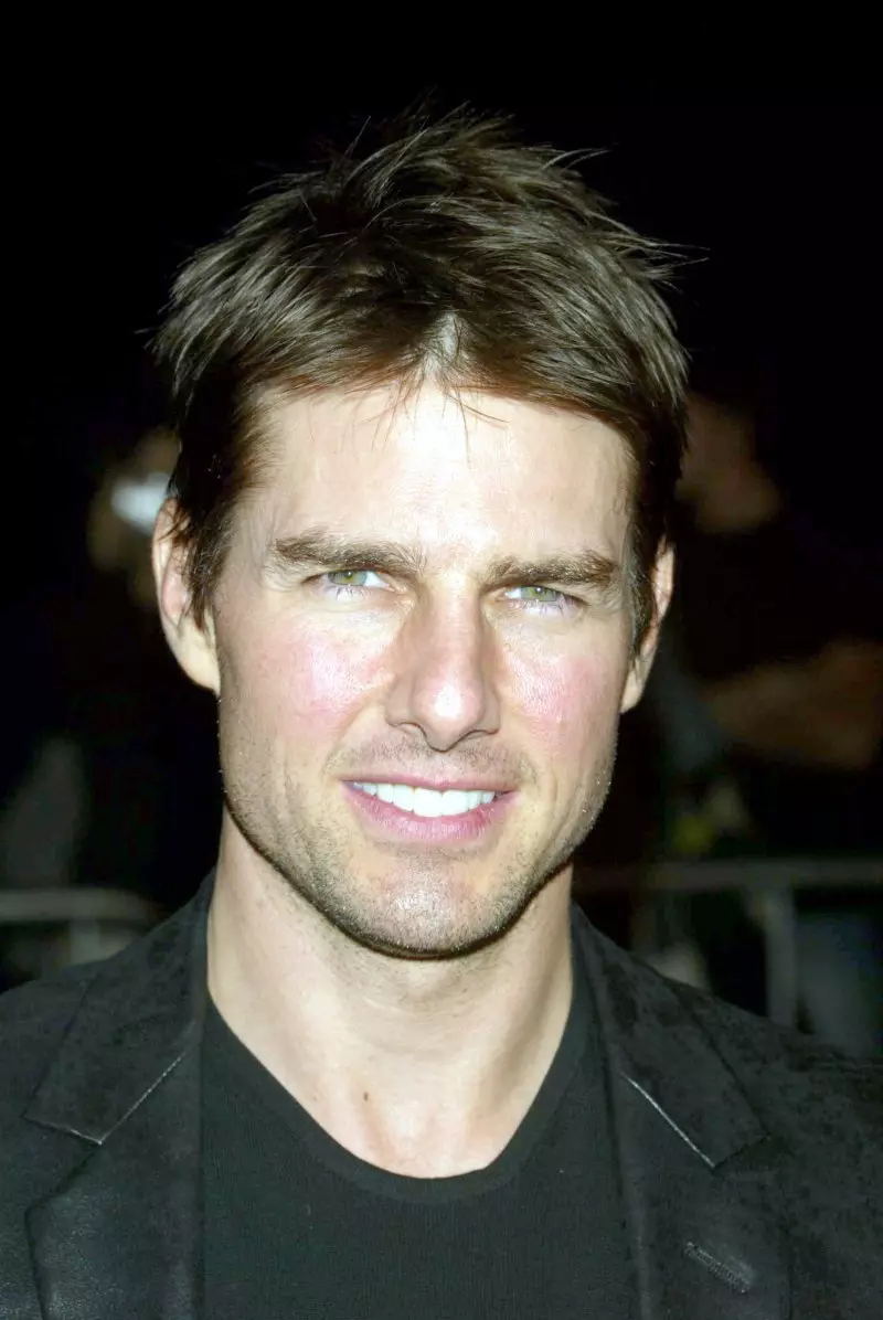 Heeft Tom Cruise plastische chirurgie gehad?