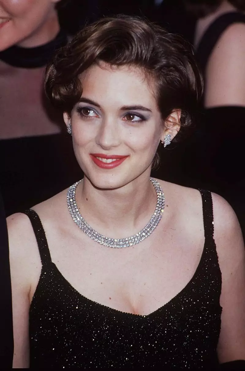 Transformación de cirugía plástica de Winona Ryder