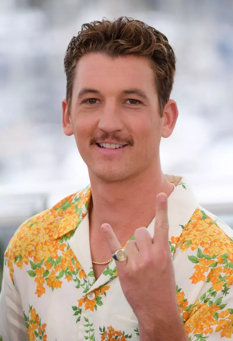 ער האט די קוקן! זען די טראַנספאָרמאַציע פון Miles Teller איבער די יאָרן: פאָטאָס דעמאָלט און איצט