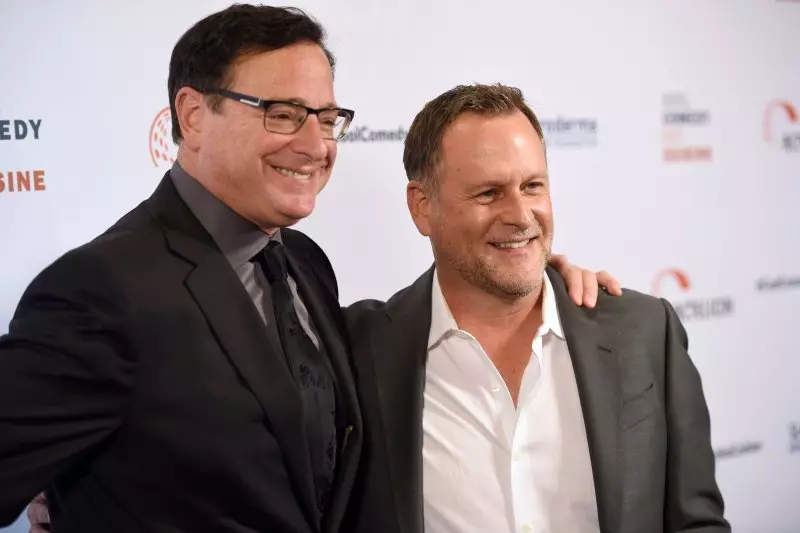 Le star piangono Bob Saget omaggia Dave Coulier