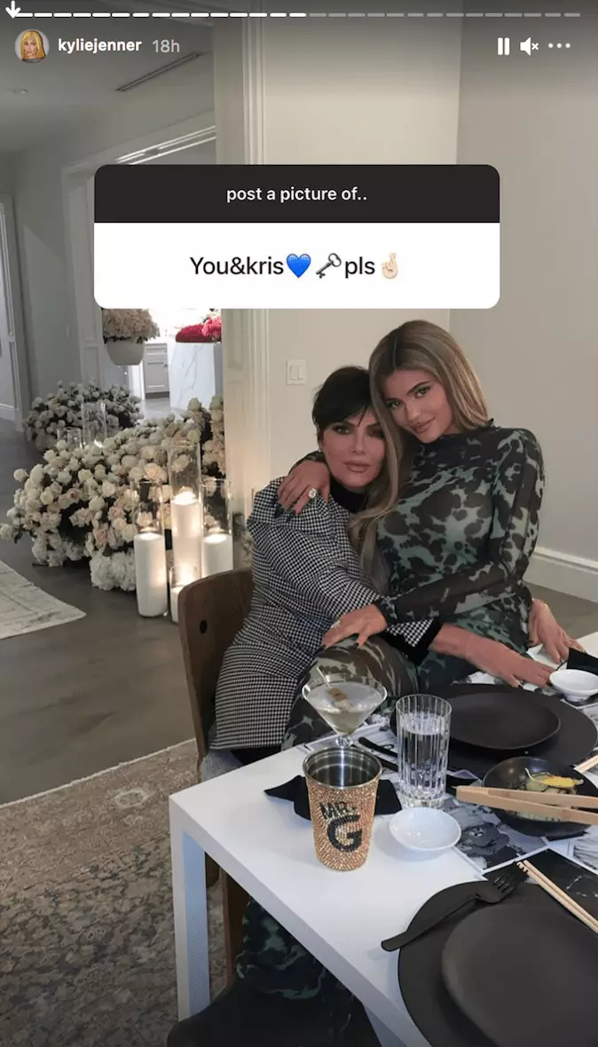 Çift görme! Kylie ve Kris Jenner'ın Yıllar Boyunca En İyi Eşleştirme Anları