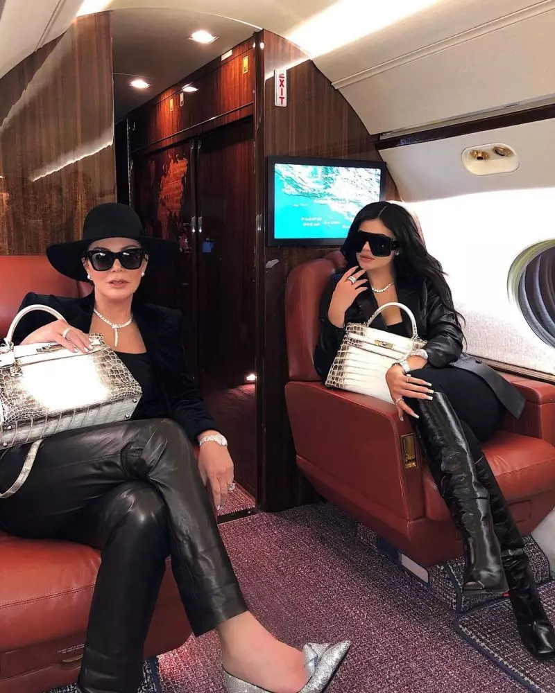 Çift görme! Kylie ve Kris Jenner'ın Yıllar Boyunca En İyi Eşleştirme Anları