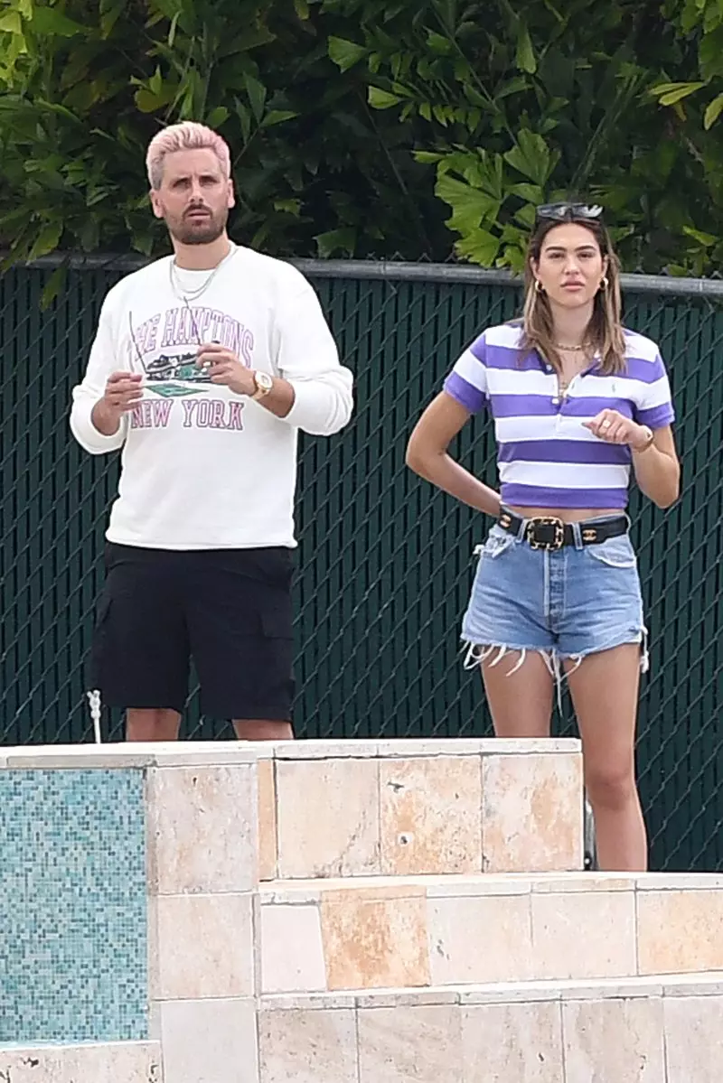 scott-disick-amelia-hamlin-house-hunting-in-la