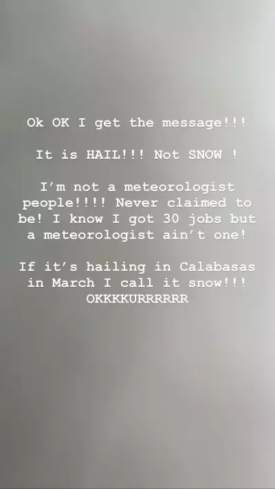 Kim Kardashian Pumapalakpak sa Mga Haters Matapos Mapagkamalan ang Hail para sa Snow: 'Hindi Ako Meteorologist'