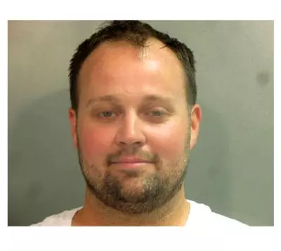 Josh Duggar zatčen, když byl držen bez vazby
