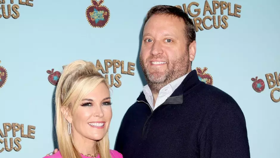 Tinsley Mortimer Scott Kluth ayaa ku hawlan