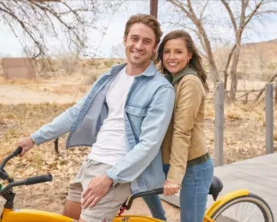 Qui est rentré à la maison sur The Bachelorette Katie Thurston et Greg Grippo