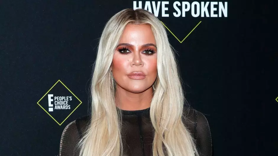 Khloe Kardashian 'Yarohamye' Abanga Hagati ya Photoshop Yagarutse