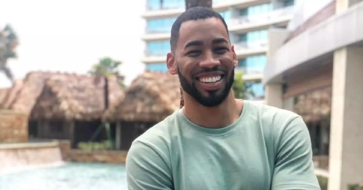 Ny antsipirihan'ny bokin'i Mike Johnson an'ny Bachelorette 'Ampahany sarotra' amin'ny fiainana