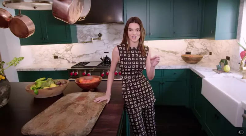 Kendall Jenner House Tour 17 Cuina