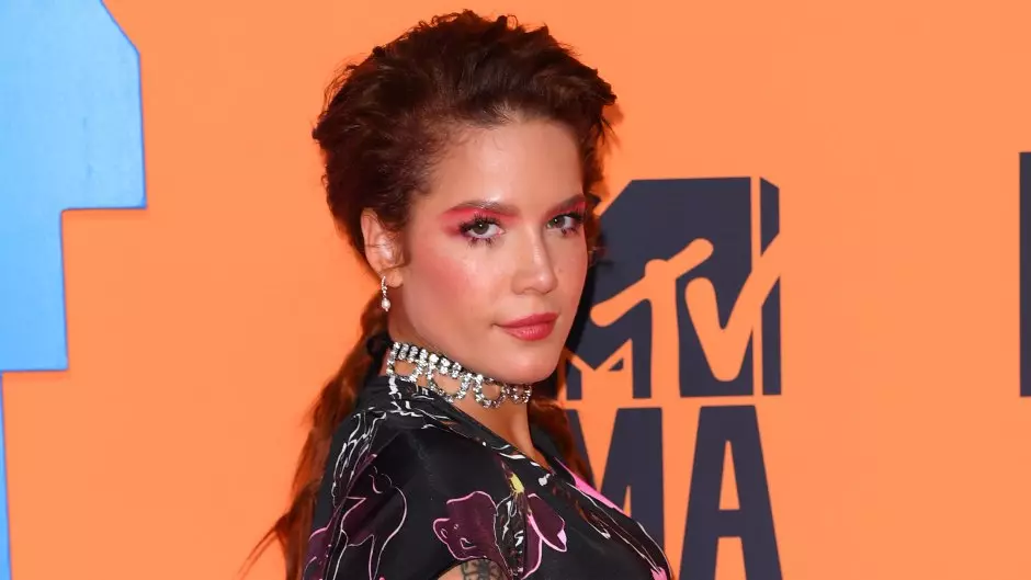 Halsey Taqsam Messaġġ qawwi dwar il-Mard Mentali fuq Instagram