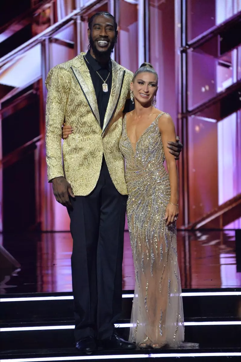 IMAN SHUMPERT, DANIELLA KARAGACH que va guanyar Ballant amb les estrelles