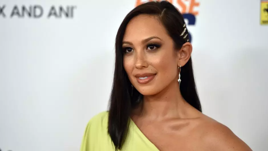 cheryl-burke-пластикӣ-ҷарроҳӣ-даъво