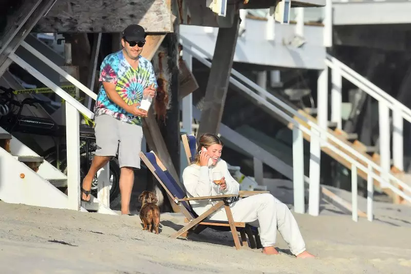 sofia-richie-scott-disick-malibu-beach-hershula-quarantine