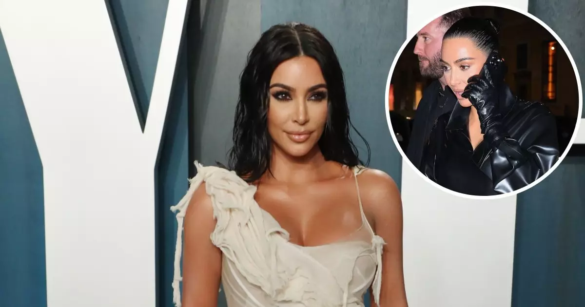 Sexy čierne kožené oblečenie Kim Kardashian na milánskom týždni módy: Obrázky