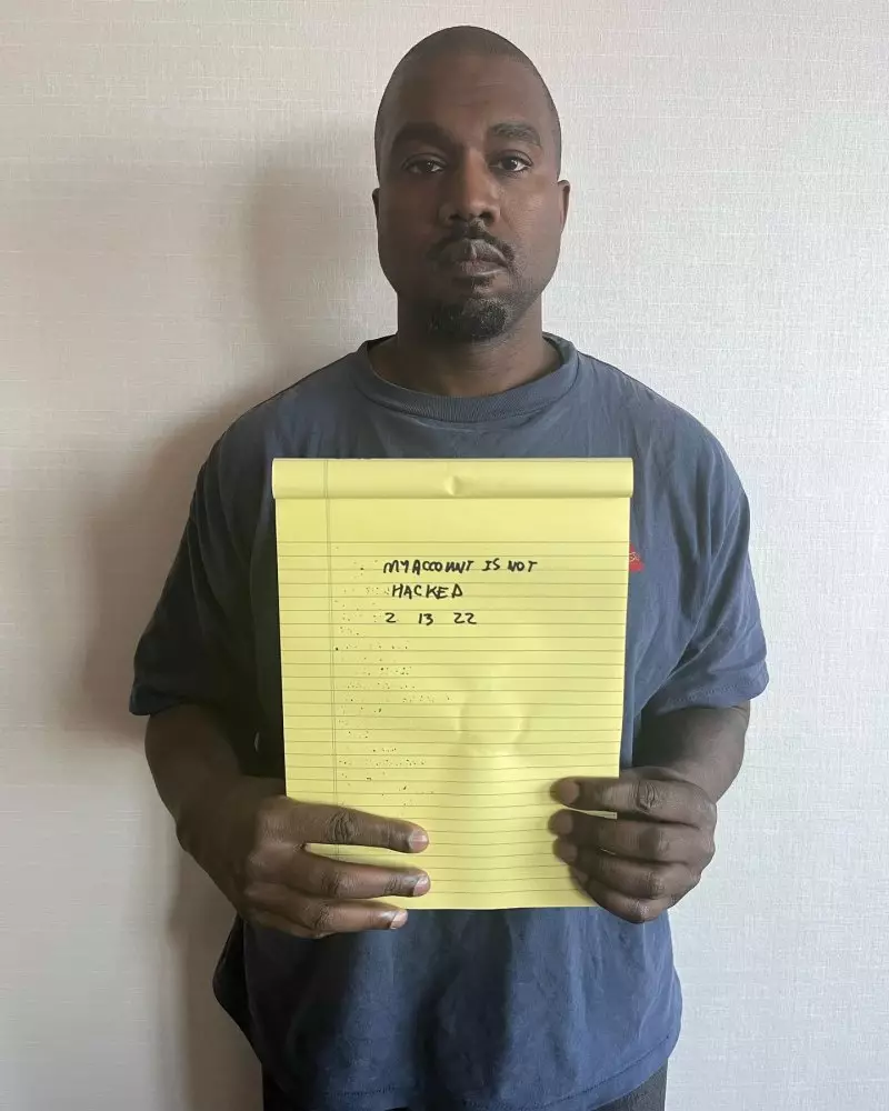 kanye west no piratejat