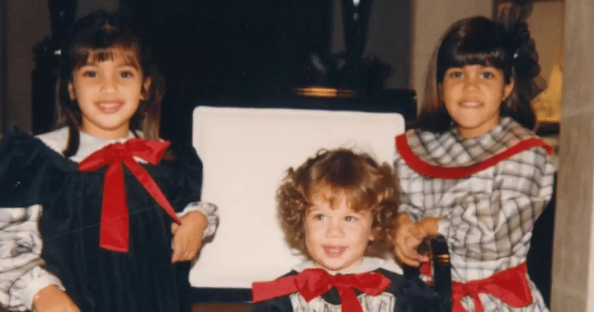 Fotky Kardashian-Jenner Family Throwback: Epické momentky