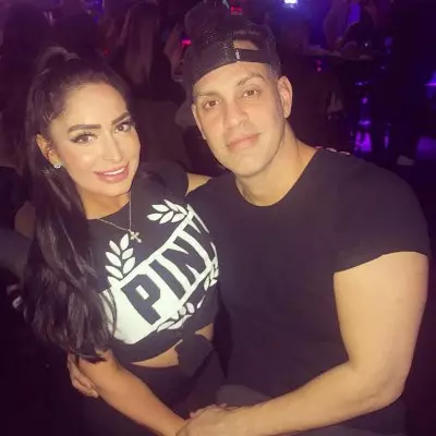 Angelina Pivarnick marye ak Chris Larangeira