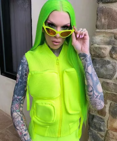 jeffree-star-goes-ig-official-miaraka-mistery-lehilahy