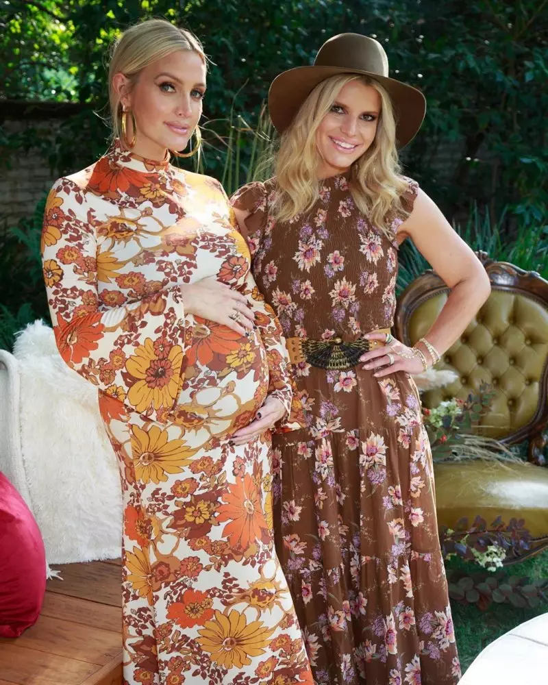 Ashlee Simpson Ross Baby Shower i Bump amb Jessica Simpson