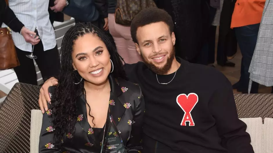 Steph Curry ṣe aabo fun irun bilondi Ayesha Lẹhin Awọn asọye Shady